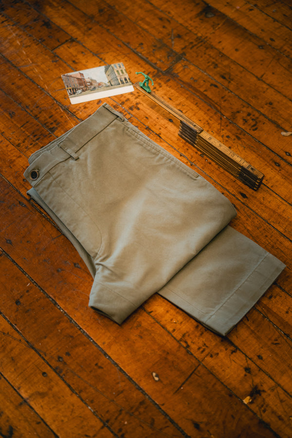 Pomfret Country Chino (Olive) – Warren